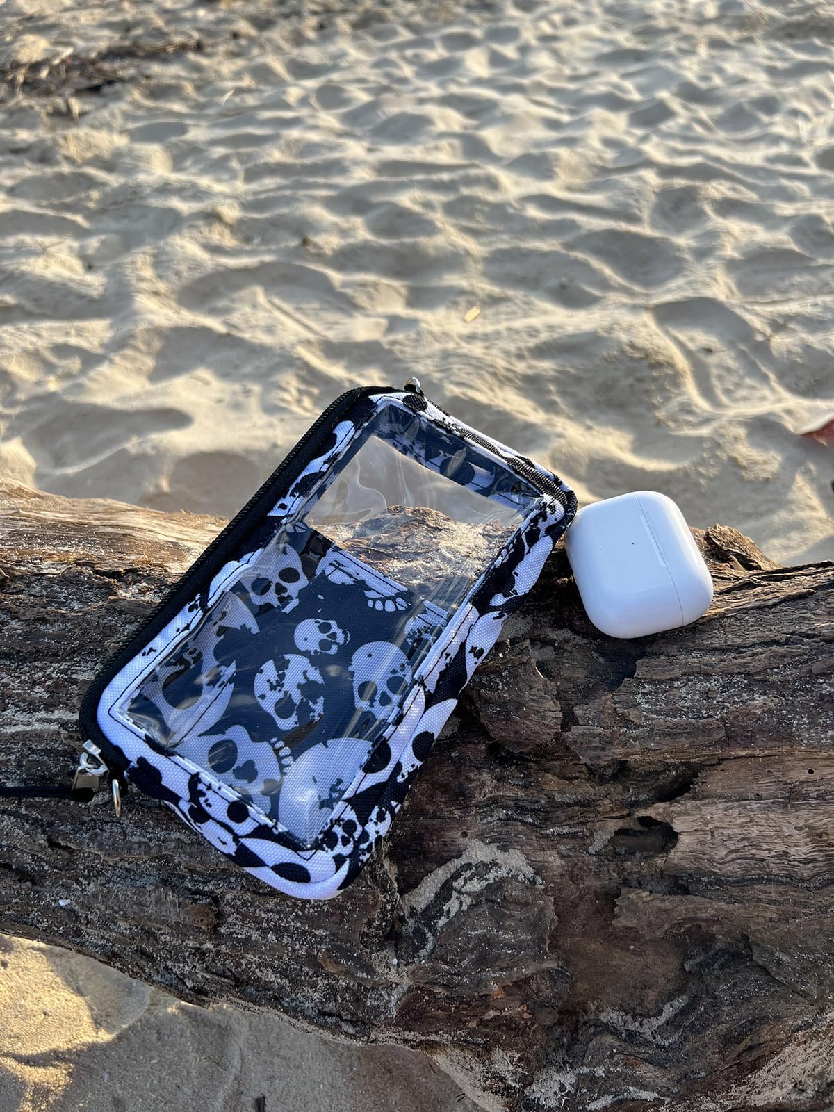 DQL Phone Purses with Crossbody Strap, Small Phone Holder with Interior Pocket for iPhone 15/14/13/12 - Skull Pattern