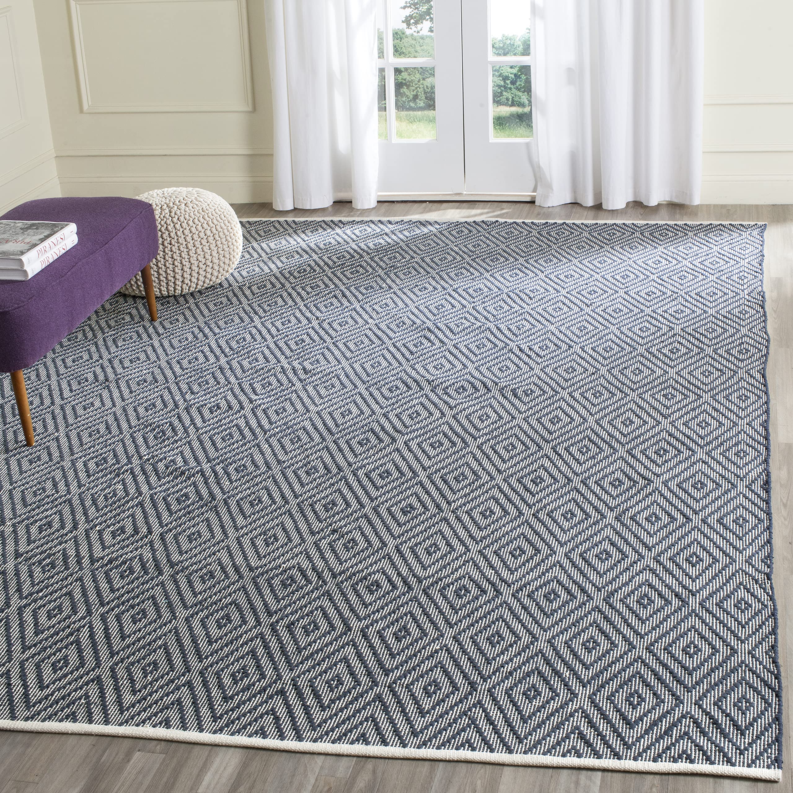 SAFAVIEH Montauk Collection Area Rug - 8' x 10', Navy & Ivory, Handmade Trellis Cotton, Ideal for High Traffic Areas in Living Room, Bedroom (MTK811C)