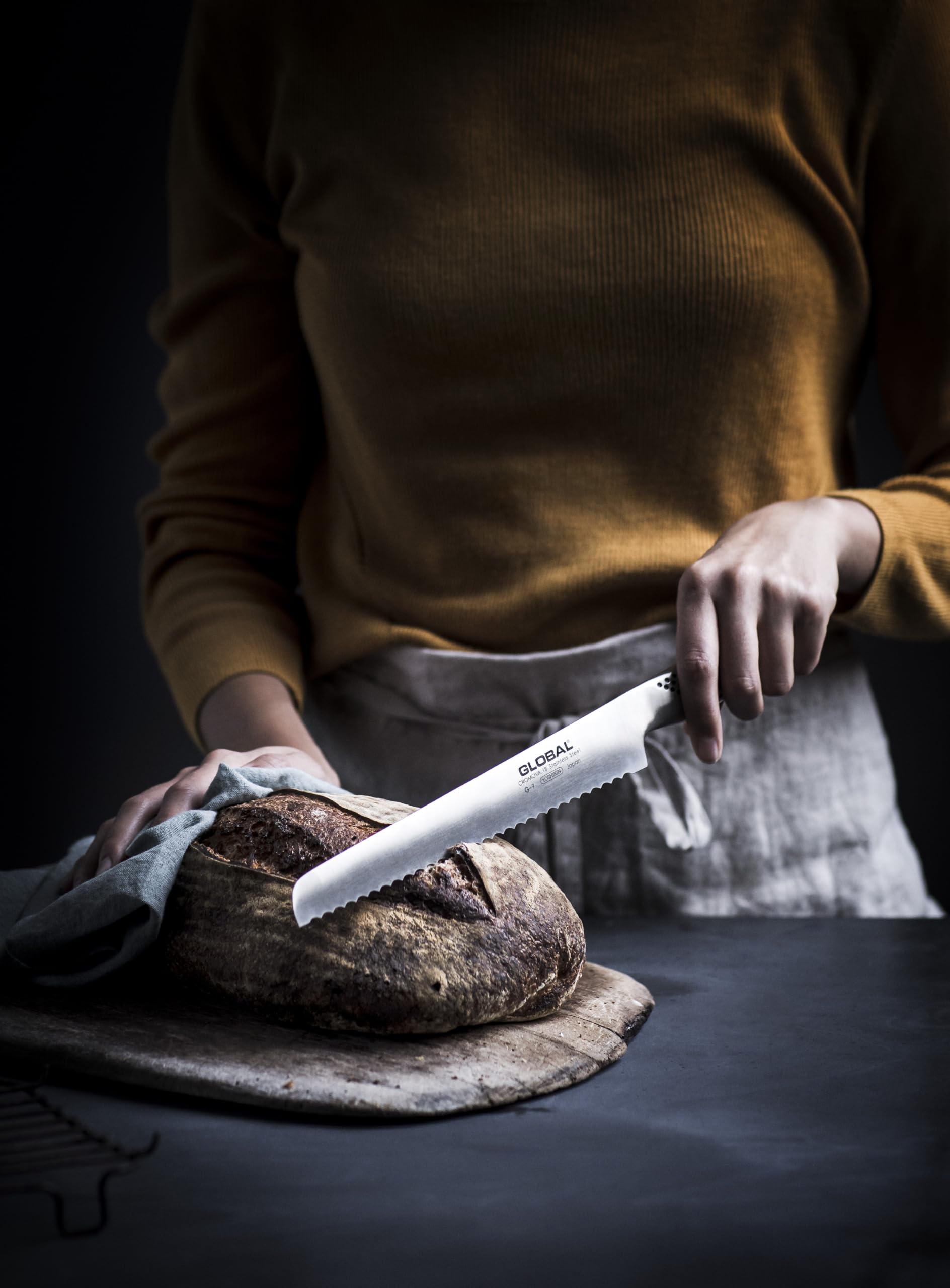 Global G-9-8-3/4 inch, 22cm Bread Knife, 8.75", Stainless Steel