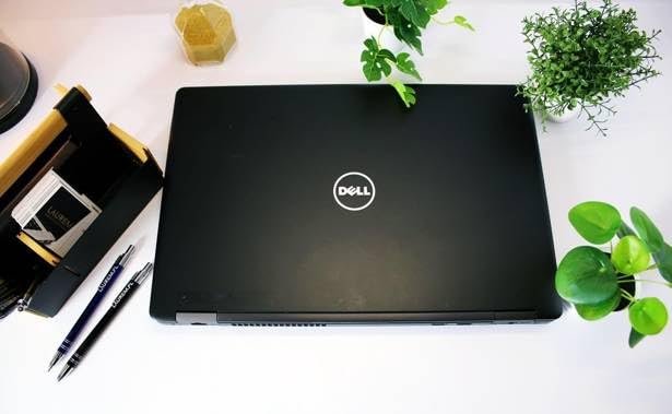Dell Latitude 5580 i5-7200U 2.50GHz 16GB 512GB SSD W10P64 (Renewed)