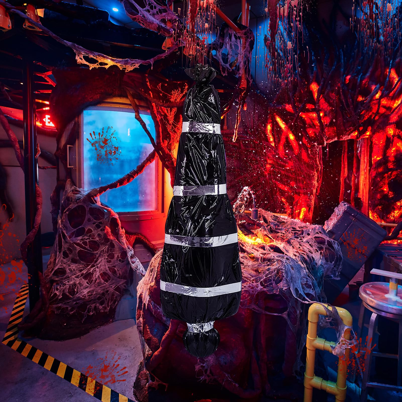 Niaoyun Halloween Decorations Dead Victim Props, Hanging Corpse Dead Victim Props Halloween Decorations, Scary Fake Corpse in Bag Hallowmas Outdoor Prop Creepy Haunted House Decor