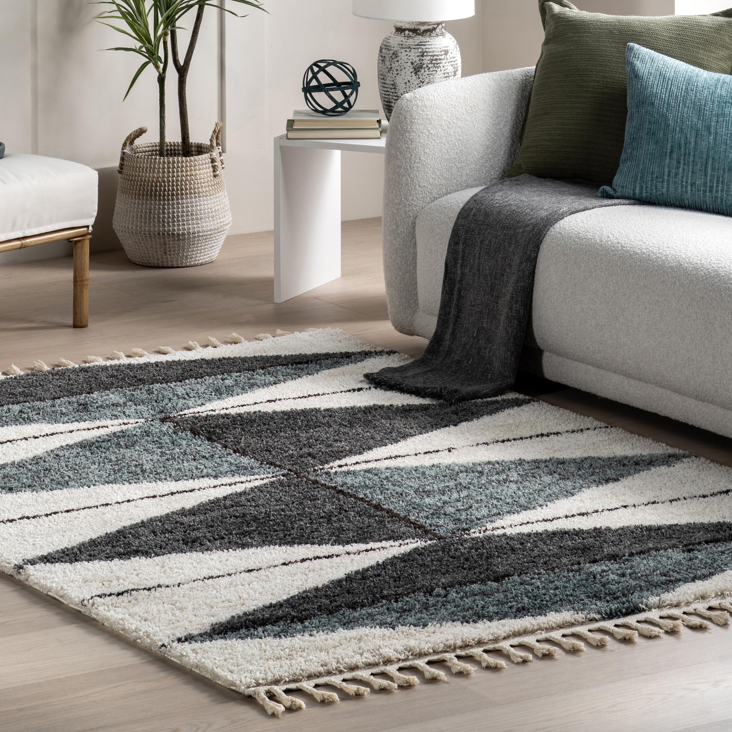 nuLOOM Kali Geometric 4x6 Shag Area Rug for Living Room Bedroom Dining Room Nursery Kitchen, Navy