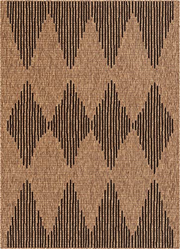 Well Woven Kaila Natural Color Indoor/Outdoor Tribal Diamonds (5'3" x 7'3") Area Rug