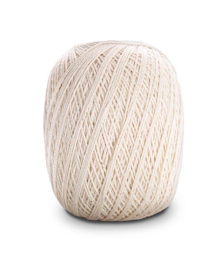 CIRCULO Anne Yarn for Crocheting & Knitting, 100% Mercerized Brazilian Virgin Cotton, Soft Fingering Weight, 547 Yds, 5.19 Oz - Color 20 Natural