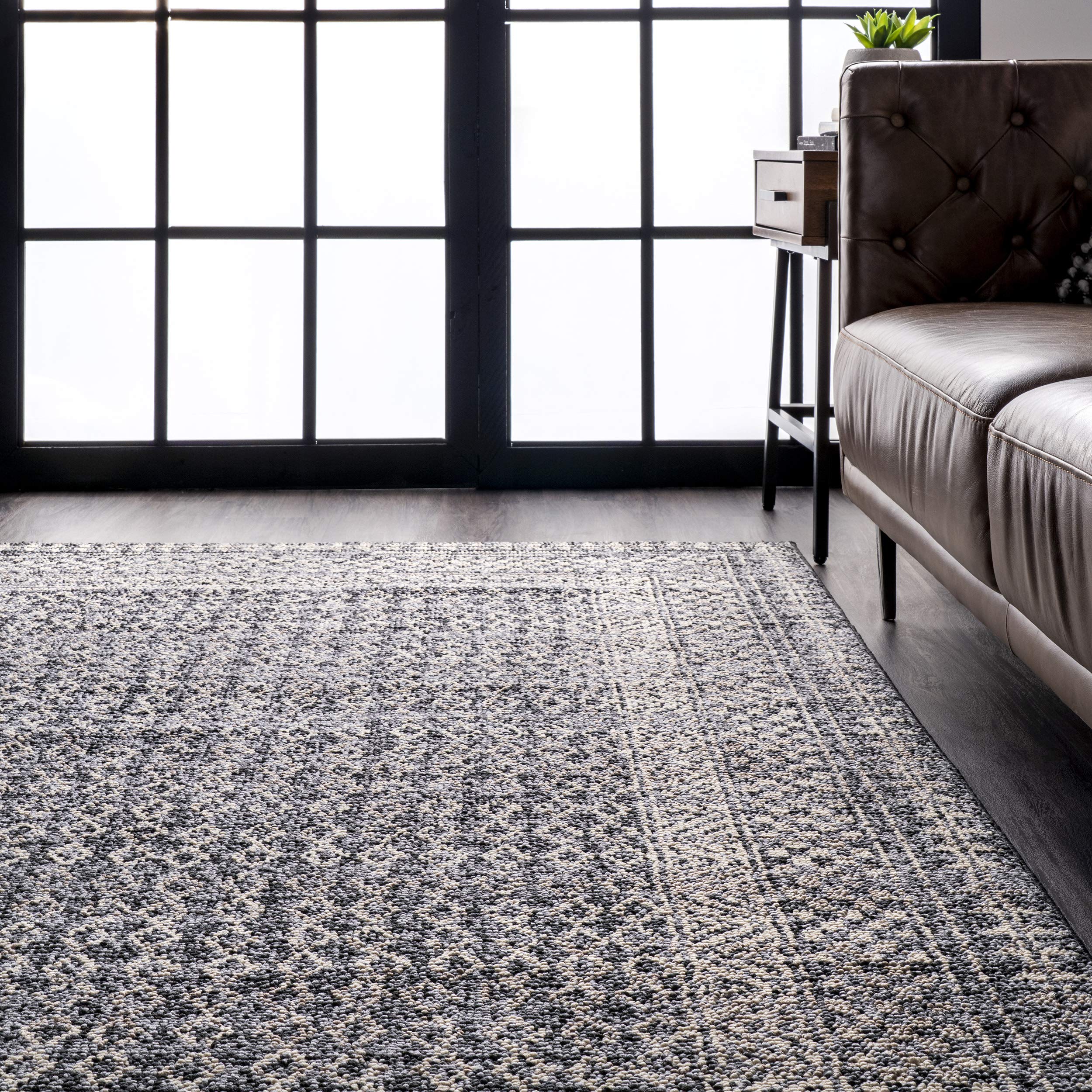 nuLOOM Elodie Distressed Diamonds Accent Rug, 3x5, Grey