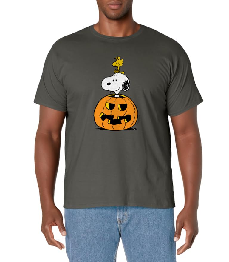 Peanuts - Halloween - Snoopy Woodstock Pumpkin T-Shirt