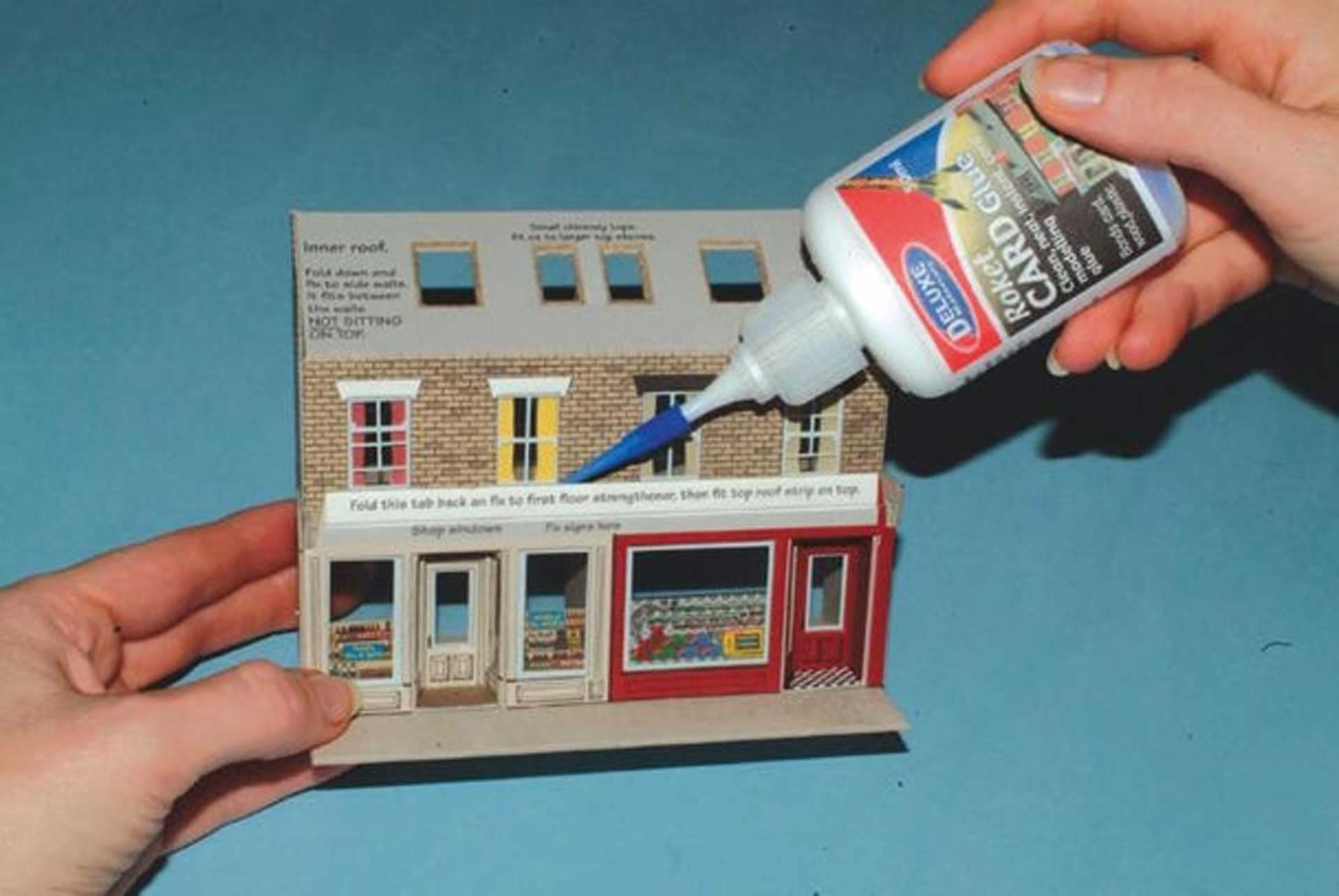 DELUXE MATERIALS Roket Card Glue: Rockets, Railway, DLMAD57