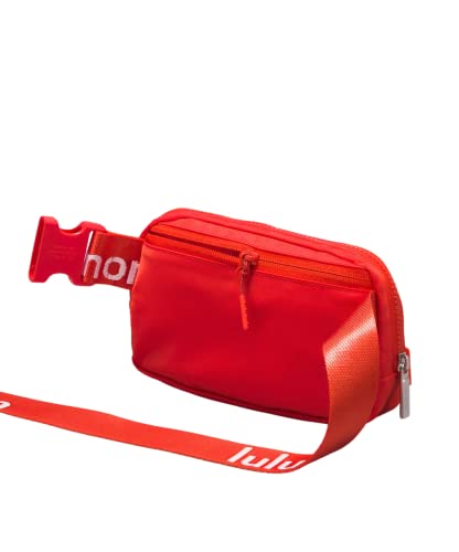 Lululemon Athletica Everywhere Belt Bag 1L, (Solar Orange/White)