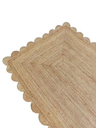 Gautam International Scalloped Natural Jute Area Rug, Natural Color (8'X10')