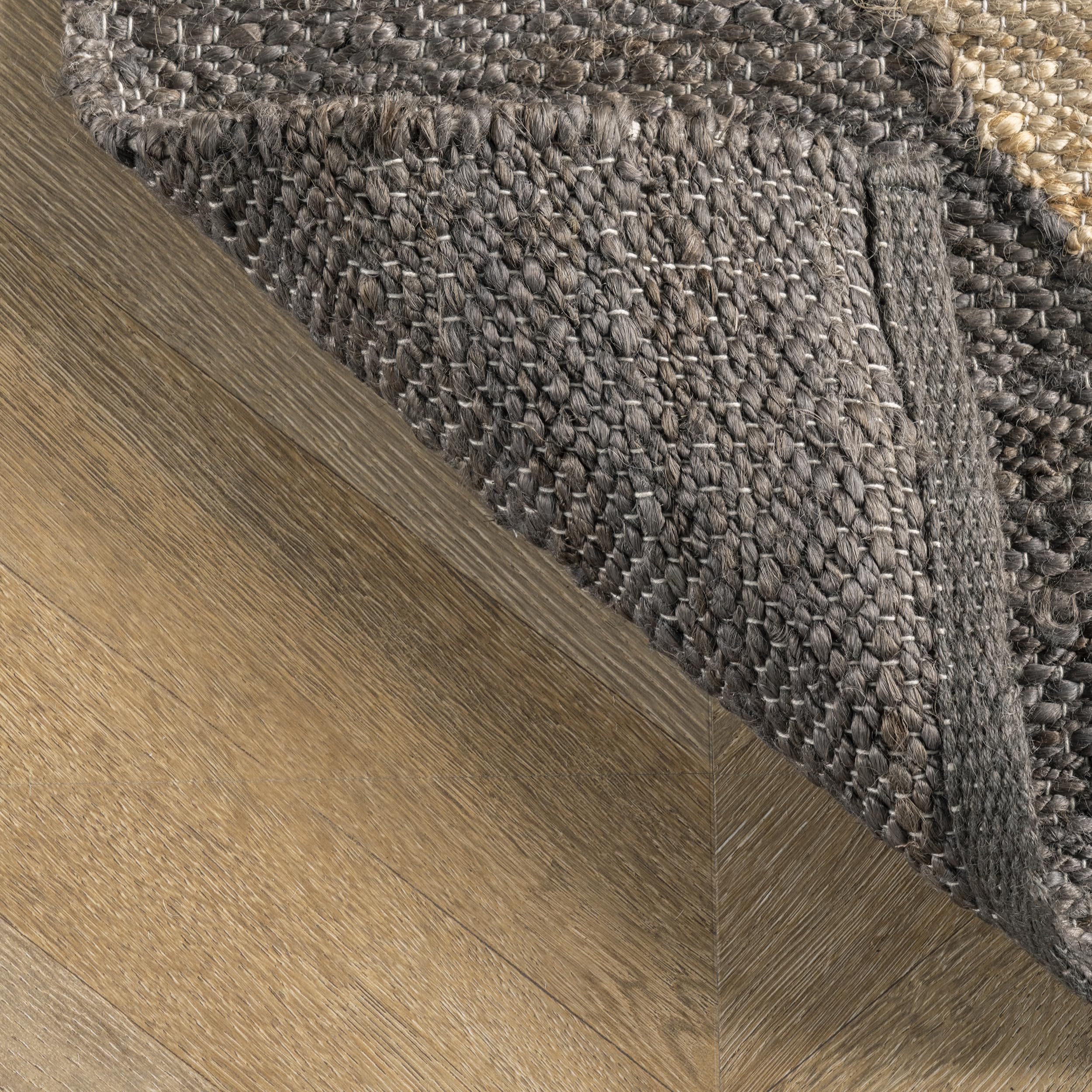 nuLOOM Pandora Diamond Jute Area Rug - 8x10, Global Inspired Black/Ivory Neutral Rug for Dining, Living, Kitchen