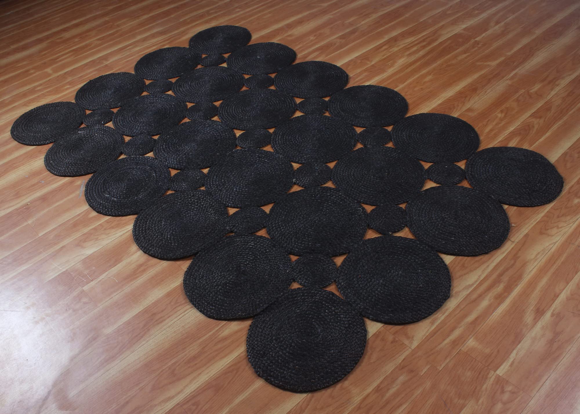 Braided Scalloped Area Rug, Natural Jute Kilim Rugs - 10x8 Ft Medium Flatweave Woven Carpet Dhurrie for Indoor Use Like Living Room Kitchen Entryway Dining Room Bedroom (Black)