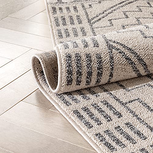 Well Woven Zafir Ivory Tribal Diamond Medallion Area Rug 8x10 (7'10" x 10'6")