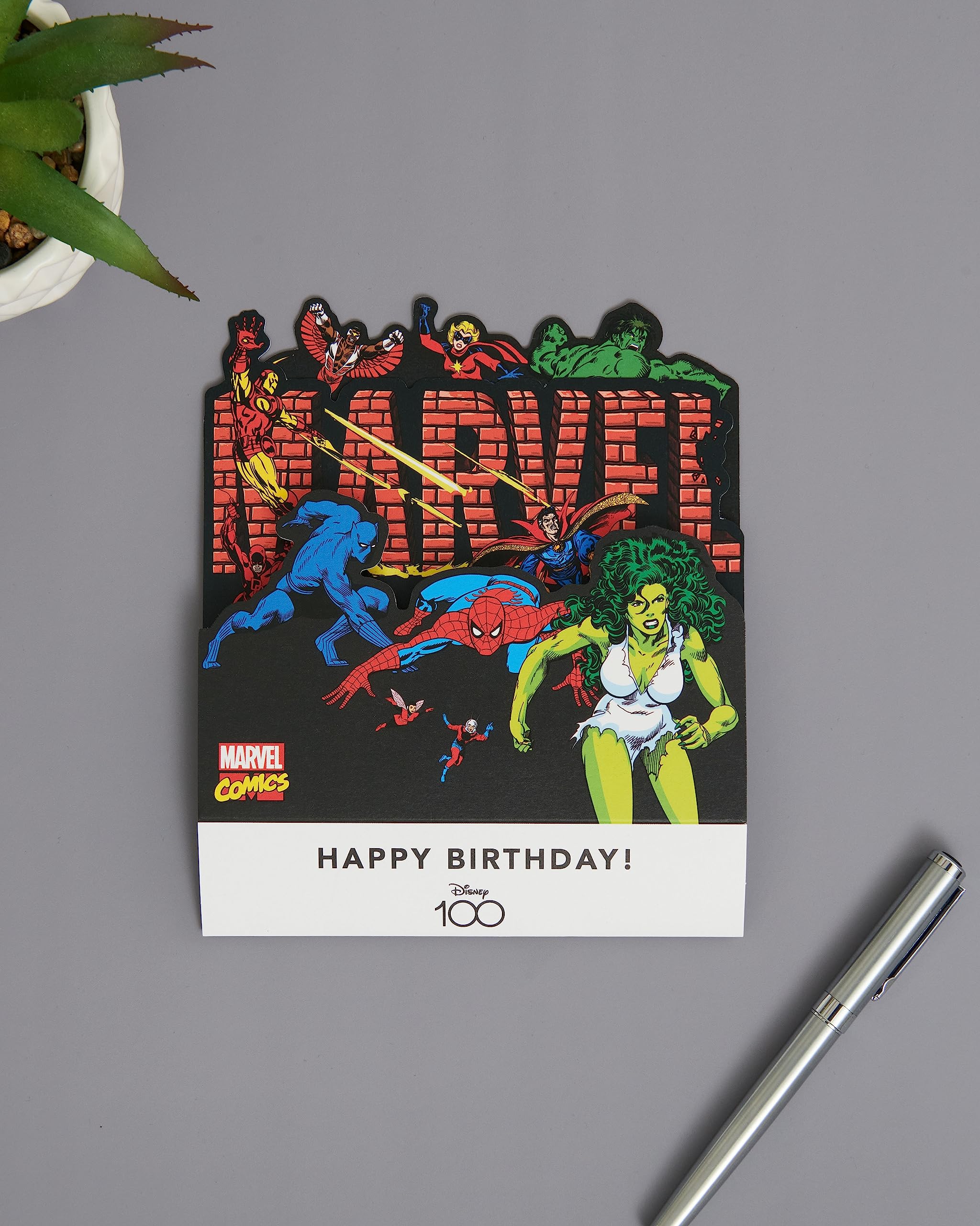 UK Greetings Marvel Birthday Card For Him/Boy/Friend With Envelope - Retro Pop-Up Design, With Iron-Man, She-Hulk, Spider-Man