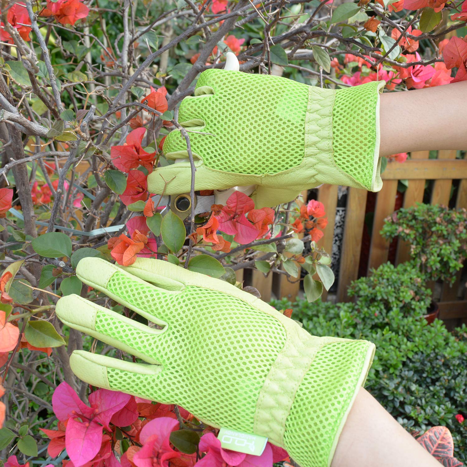 HANDLANDY Leather Gardening Gloves for Women, 3D Mesh Comfort Fit- Improves Dexterity and Breathability, Pigskin Scratch Resistance Garden Yard Working Gloves (Medium, Green)