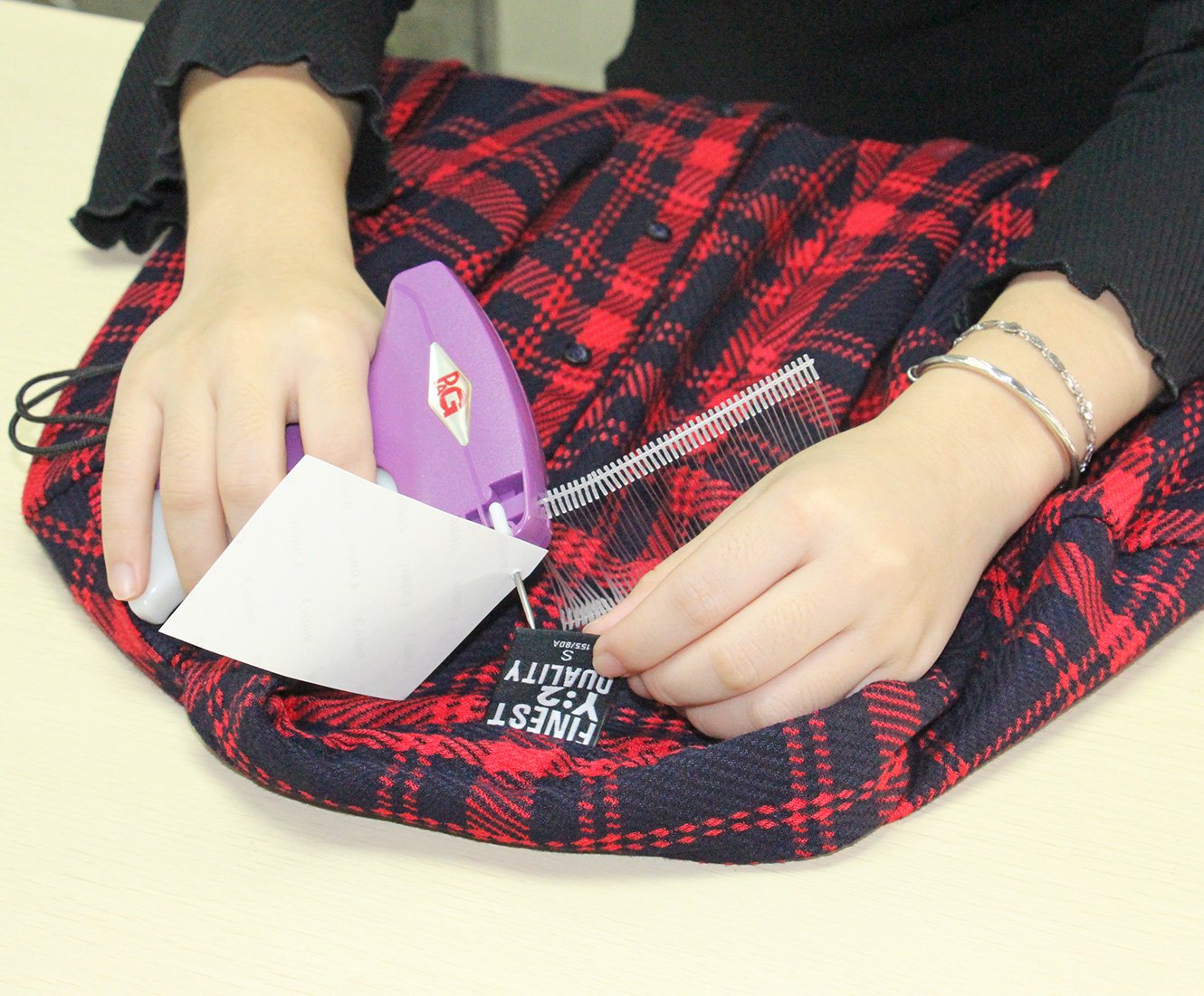 PAG Standard Tagging Gun Price Tag Attacher Gun for Clothing with 5 Needles and 2000 2" Barbs Fasteners, Purple
