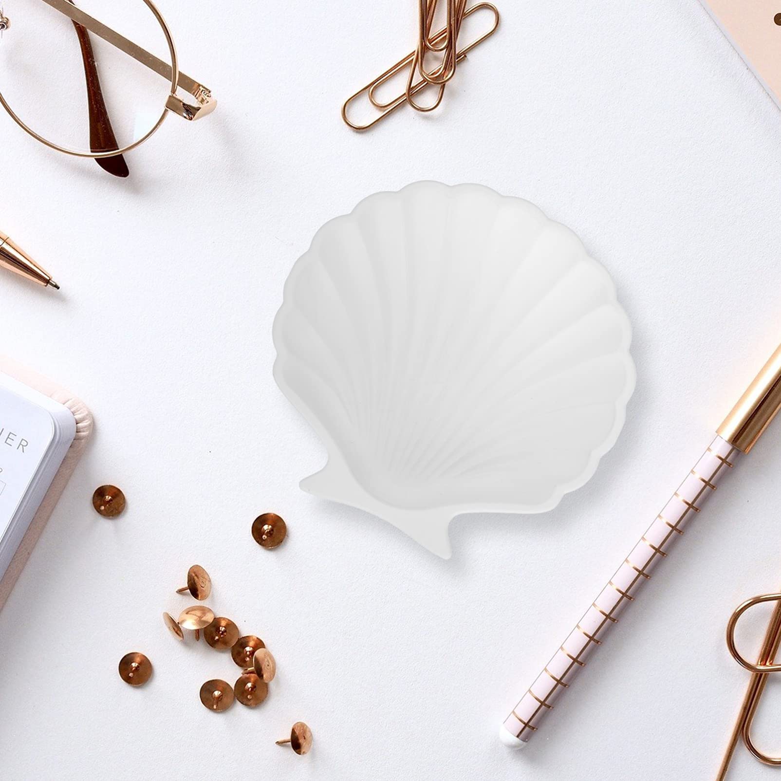 Cabilock Shell Trinket Tray Ornament Tray Clam Shell Jewelry Dish Ceramic Jewelry Tray Ceramic Ring Holder Bracelet Holder Earring Holder Engagement Trinket Tray Dining Room Table Decor