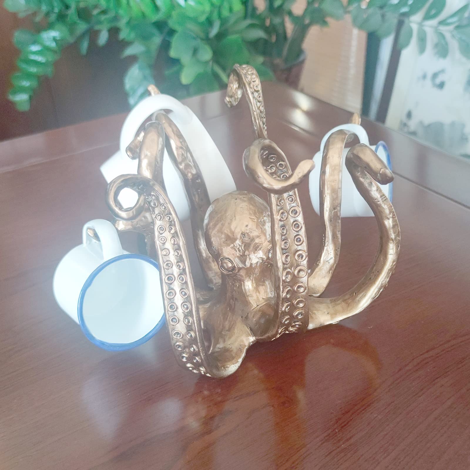 dytcfly Octopus Mug Holder for Home Decor, Upgrade Anti-Drop ccoffee Cup Holder for countertop,Retro Style Gold Resin Octopus Cup Holder, Octopus Statue Accessories for Kitchen Restaurant Coffee bar