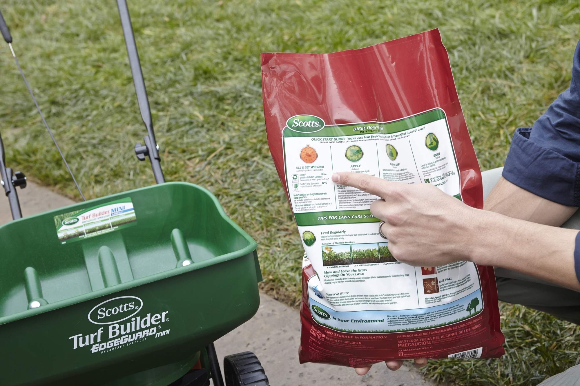 Scotts Turf Builder WinterGuard Fall Lawn Food, 12.5 lb. - Fall Lawn Fertilizer Builds Strong, Deep Grass Roots for a Better Lawn Next Spring - Covers 5,000 sq. ft.