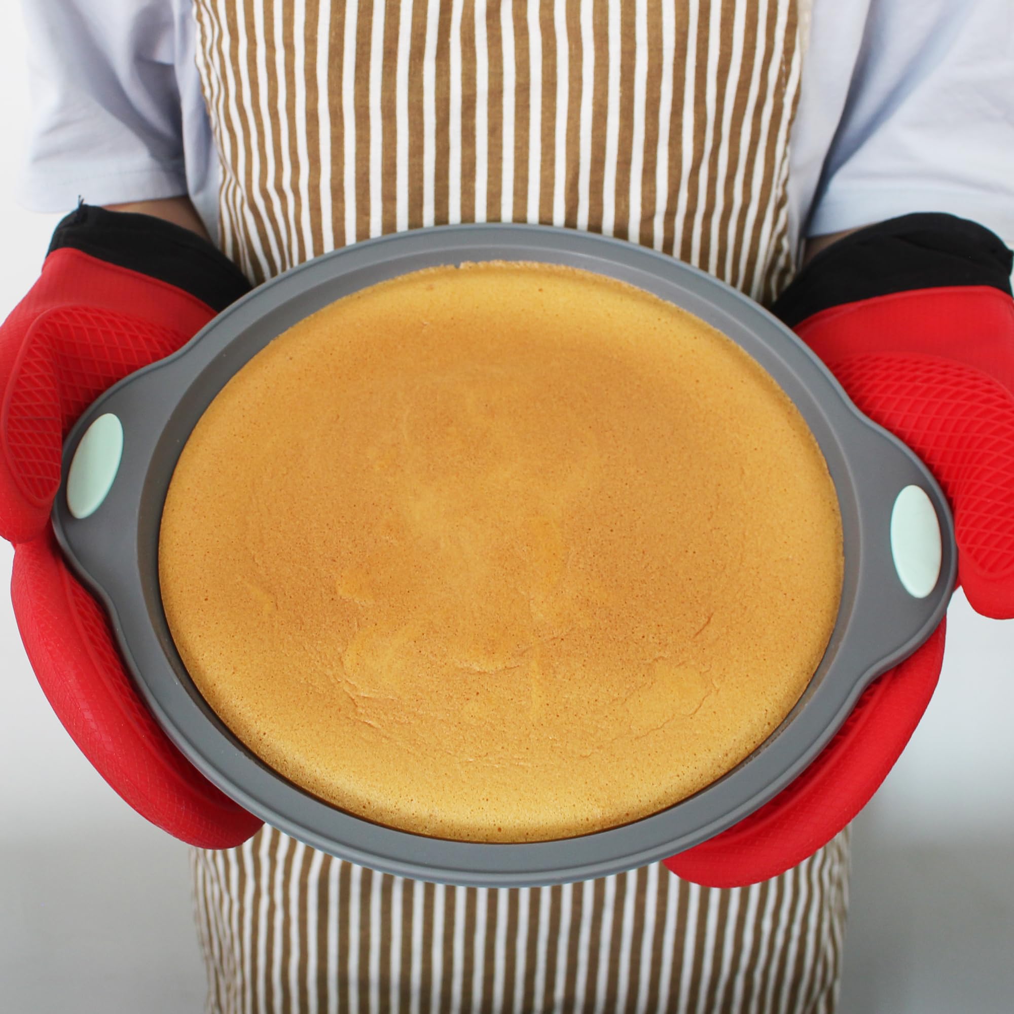 To encounter 9 Inch Silicone Round Cake Pans, 2 Pack Nonstick Silicone Baking Pans Set, Food Grade Silicone Cake Molds, with Metal Reinforced Frame More Strength