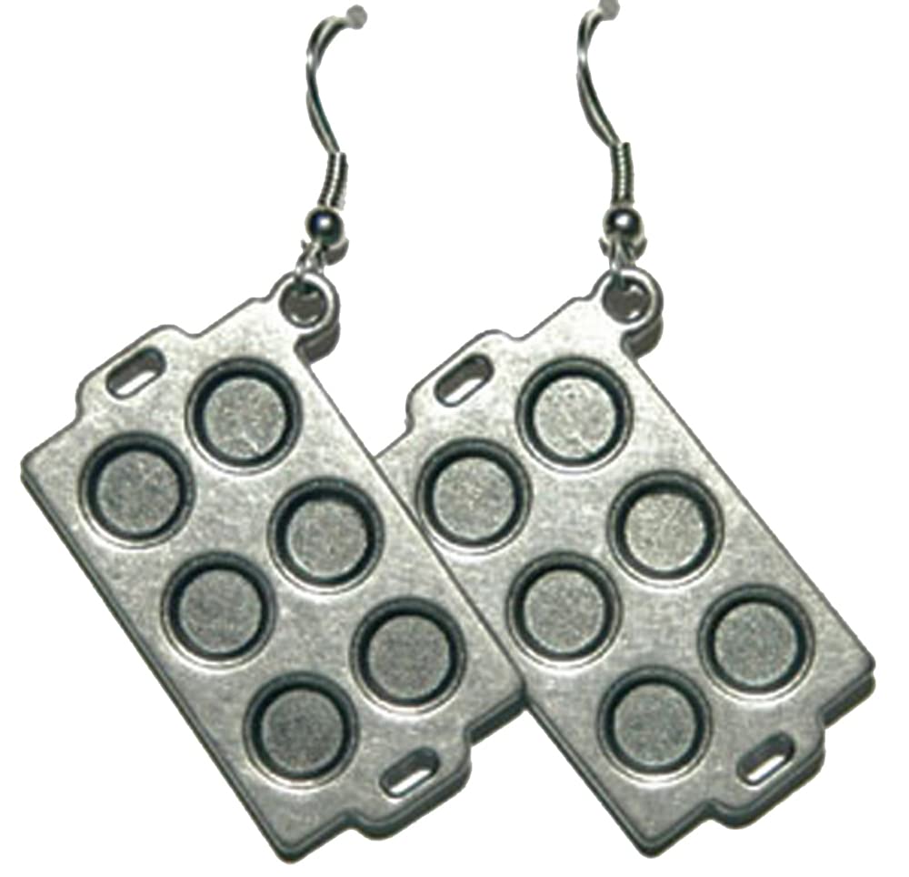 Pewter Cupcake Pan Dangle Earrings (D255)