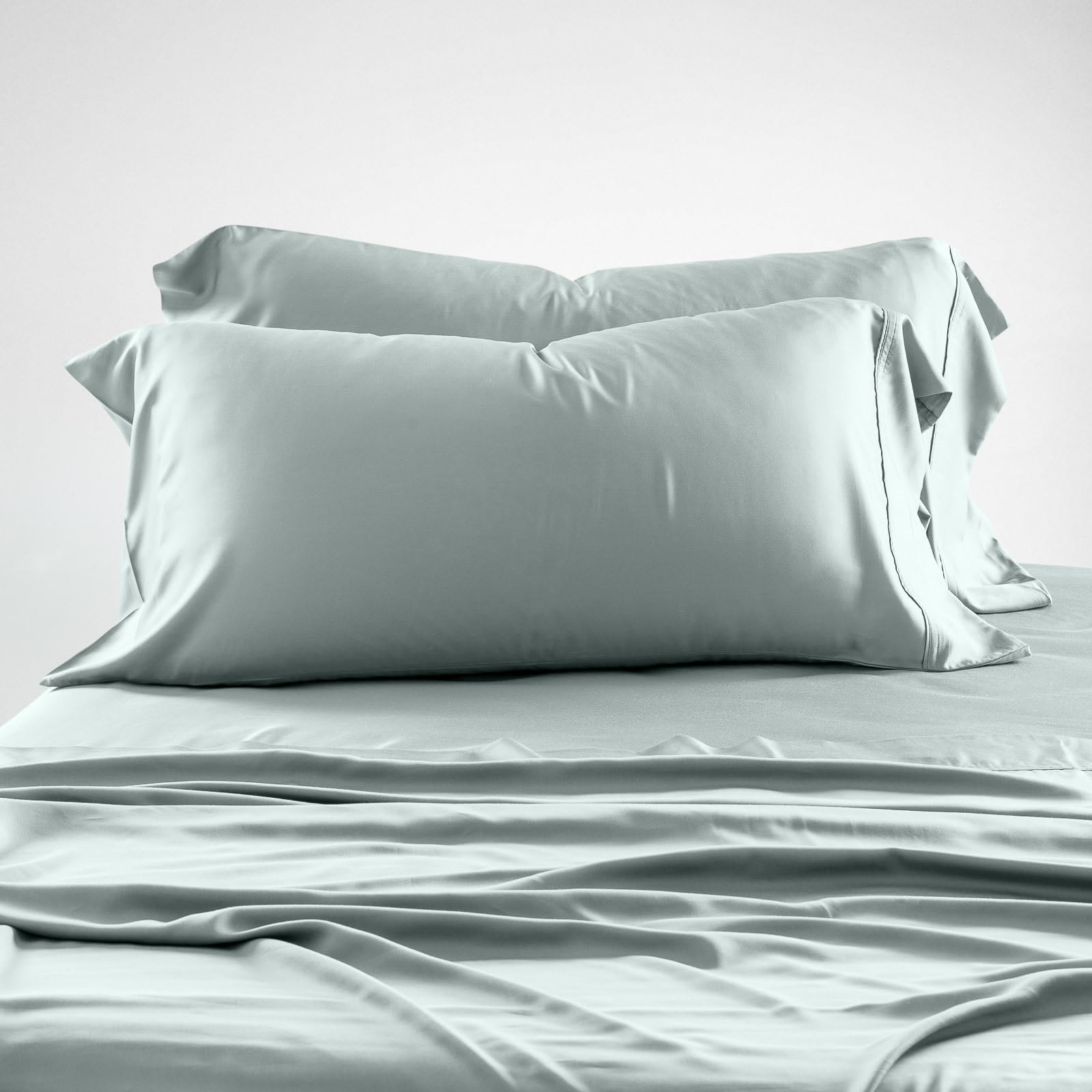 Olive + Crate Tencel Eucalyptus Pillowcases - 100% Tencel Lyocell Cooling Pillow Cases for Hot Sleepers - Hypoallergenic, Moisture-Wicking, Silk Alternative, Vegan - King Size Set of 2 [Eucalyptus]