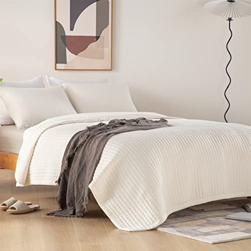 DAWNDIOR King Quilt Bedding Sets & Collections Modern Farmhouse Boho Luxury Neutral Stitch Bedspread Coverlet Soft Lightweight Cream Reversible Comforter for Summer (1 Quilt,2 Pillow Shams)