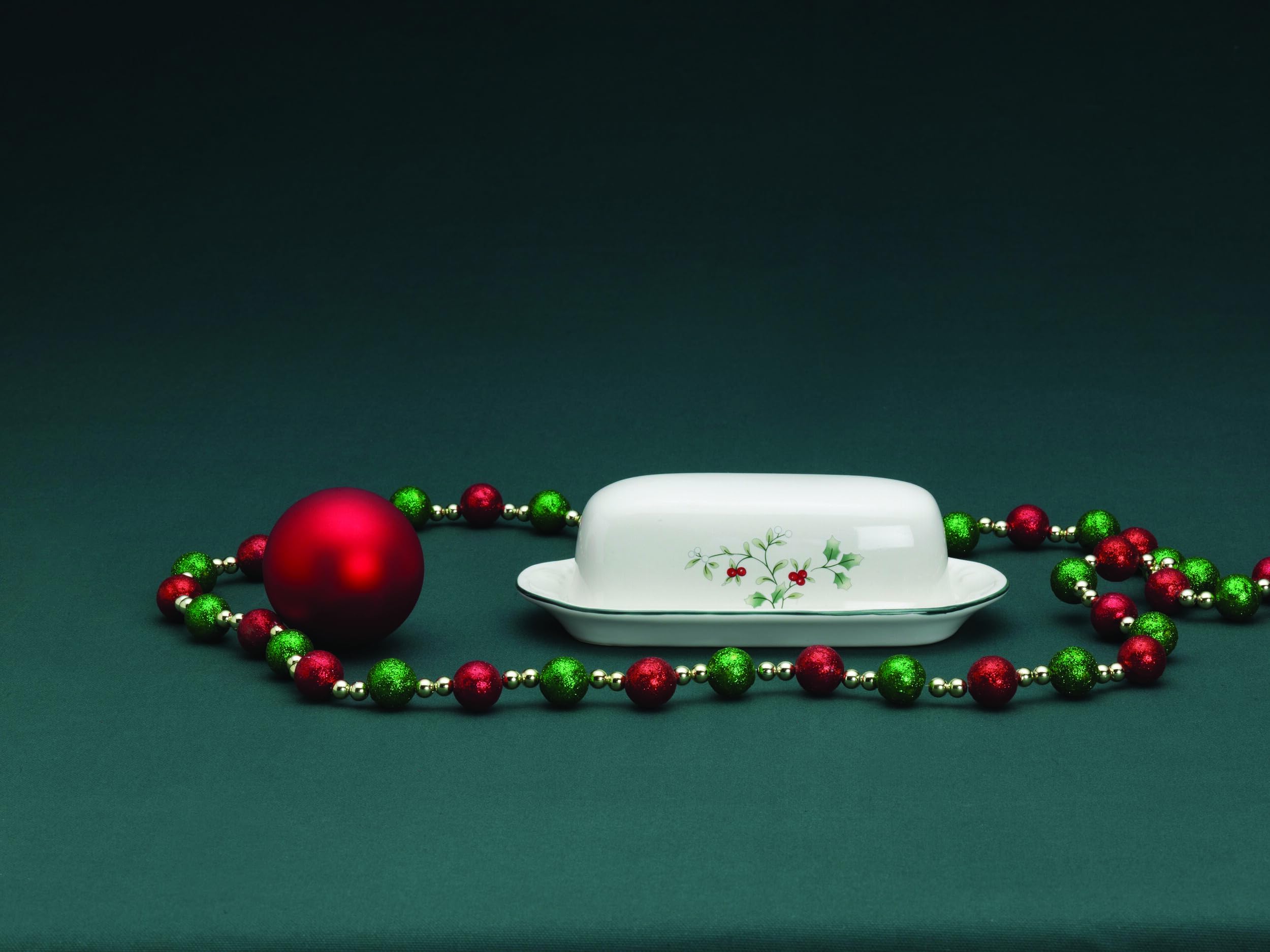 Pfaltzgraff Winterberry Covered Butter Dish Dinnerware Set, 4 Inches, 0253981325981