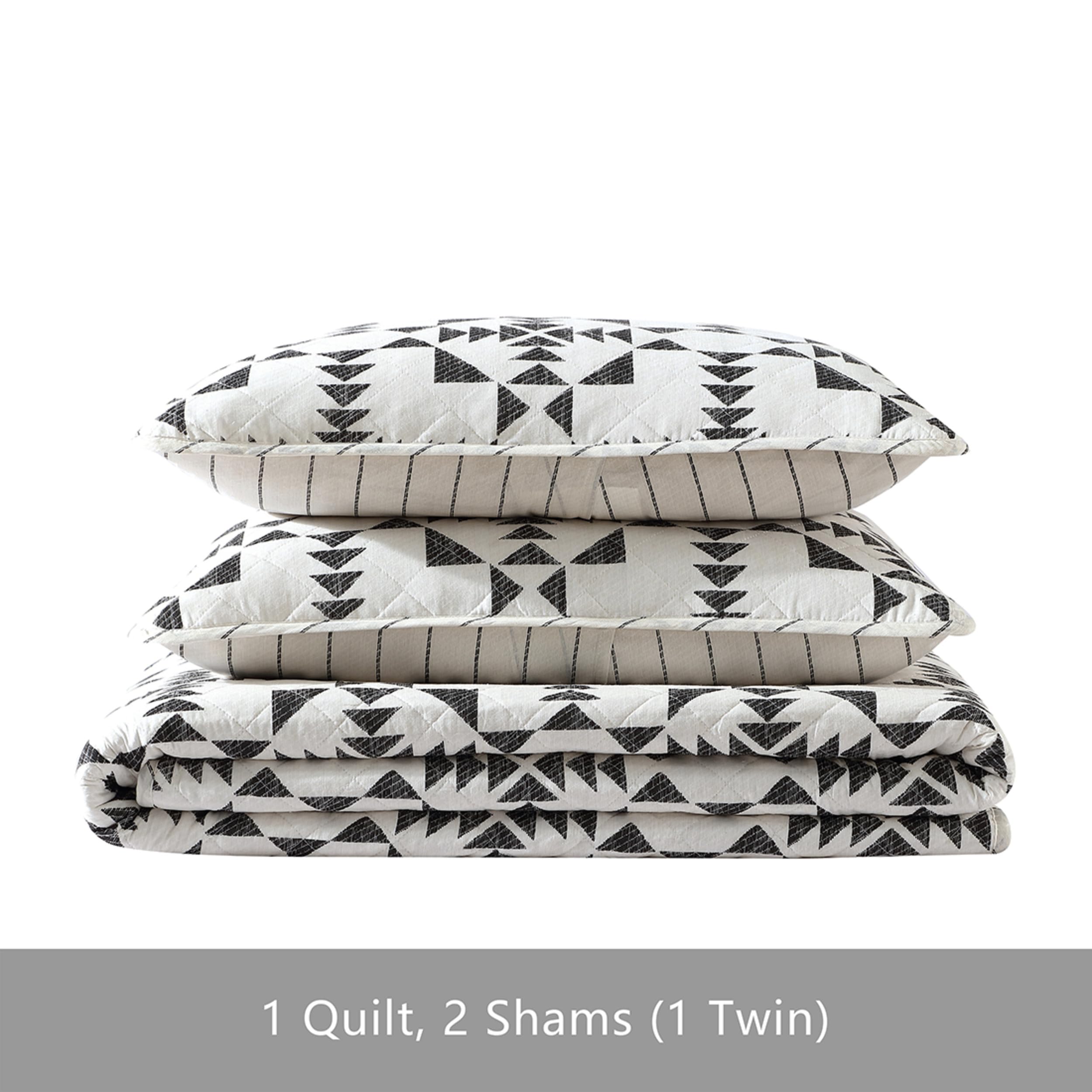 Eddie Bauer - King Quilt Set, Reversible Cotton Bedding with Matching Shams, Lightweight Home Decor for All Seasons (Arrowhead Charcoal, King)