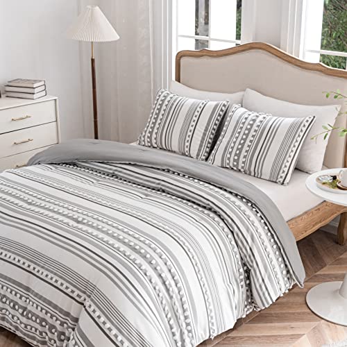 SLEEPBELLA Boho King Size Comforter Set, Grey and White Tufted Ball Pom Striped Design, Fluffy King Bed Comforter for All Seasons, Farmhouse Bedding 3pcs (1 Comforter with 2 Pillowcases)