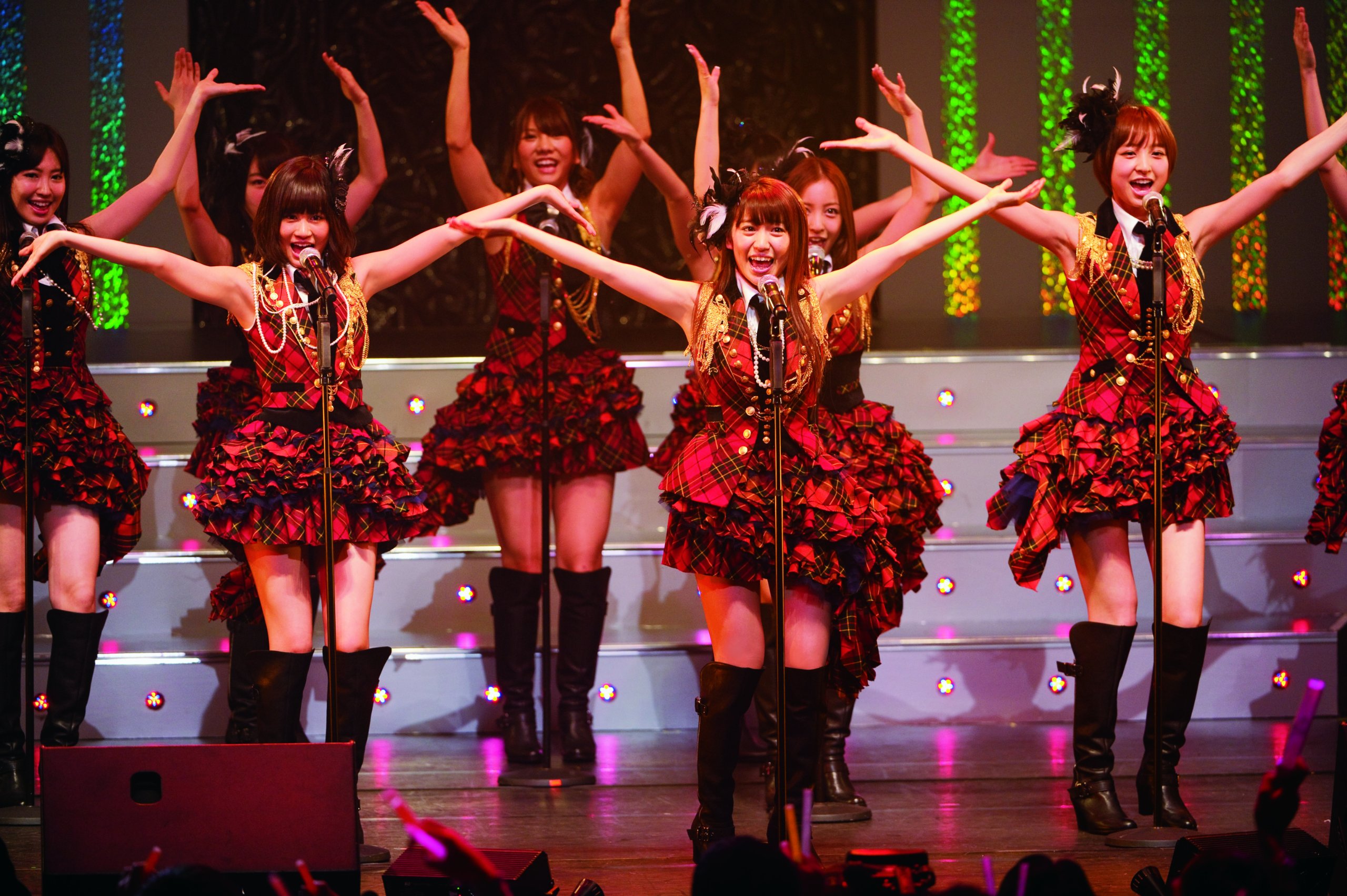 AKB48 - AKB48 Request Hour Set List Best 100 2012 First Press Limited Edition Special DVD Box Kodokuna Runner Version (Type C) (5DVDS) [Japan LTD DVD] AKBD-2114