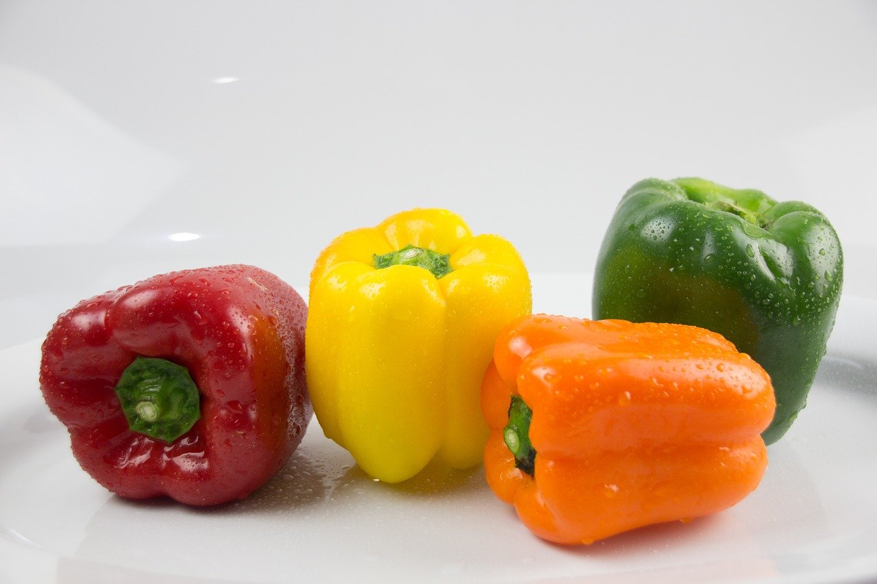 NIKA SEEDS - Seeds Vegetable Sweet Bell Pepper Rainbow Mix - 30 Seeds