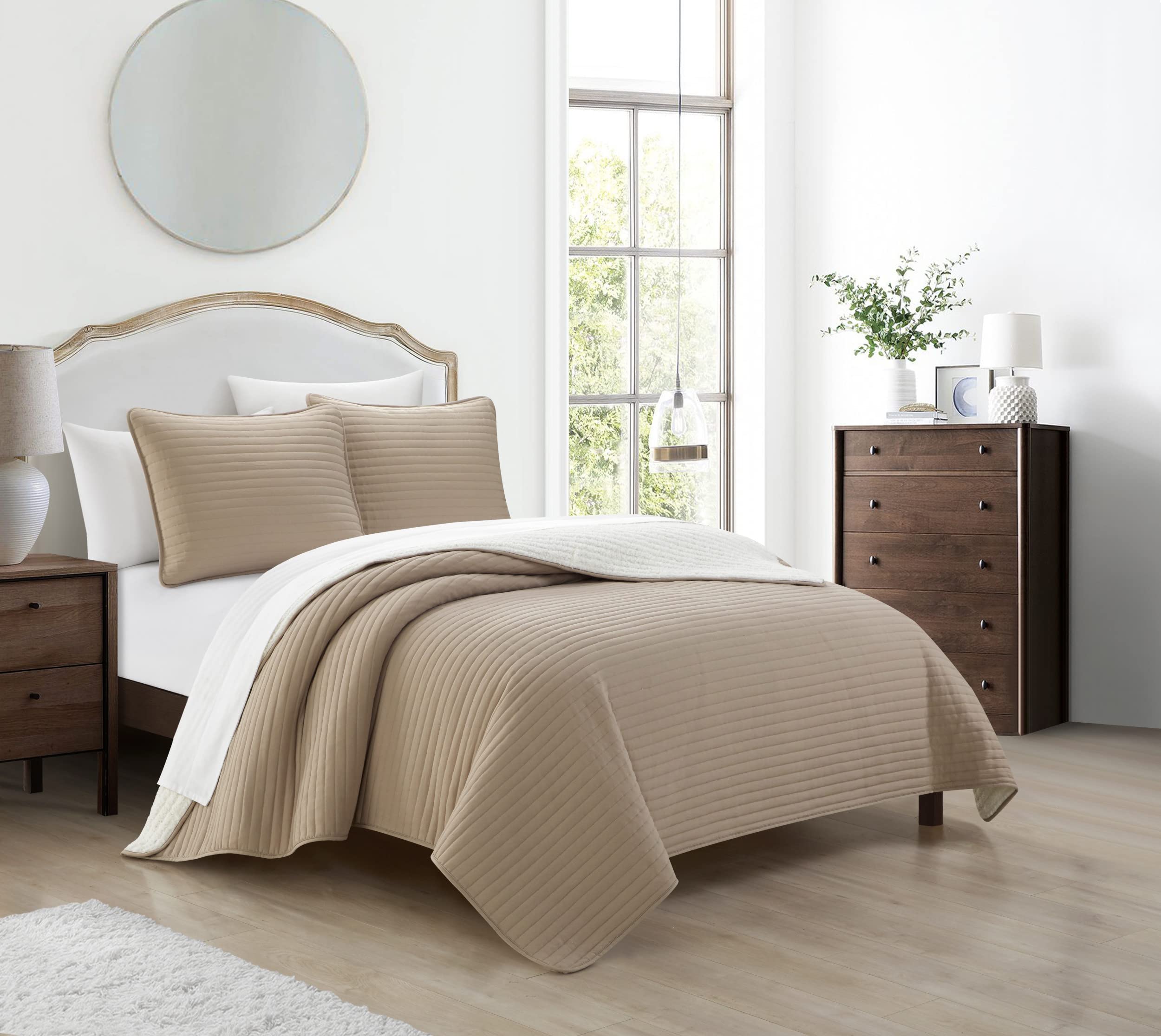 Chic Home St Paul 3 Piece Quilt Set Contemporary Striped Design Sherpa Lined Bedding - Pillow Shams Included, King, Taupe