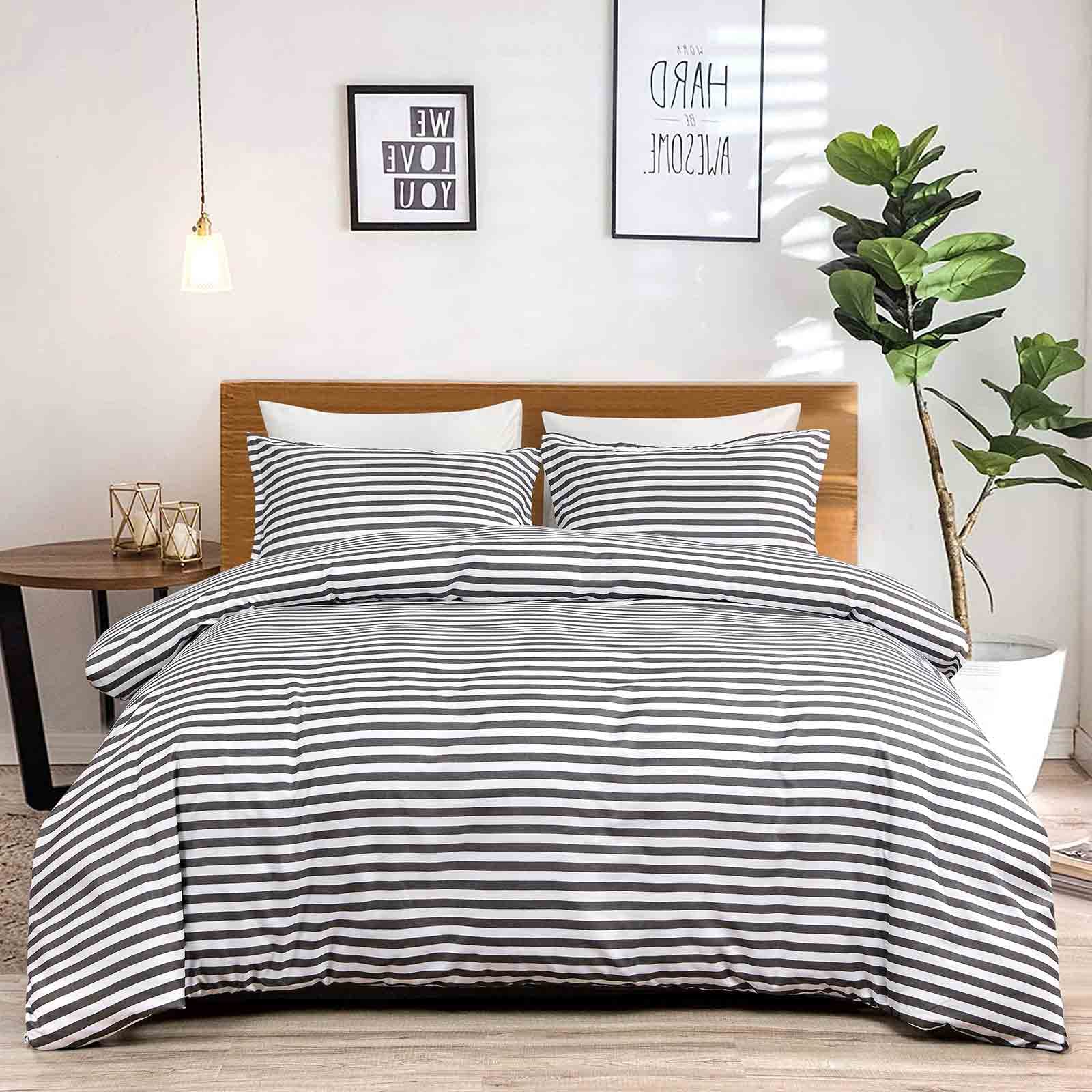 Nanko White and Grey Striped Queen Size Comforter Set, Print Pattern Soft Reversible Down Alternative Quilted Duvet Insert Bed Sets, Bedding Sets in a Bag for Women Men Teen, 88 x 90 Bed Sets Gray