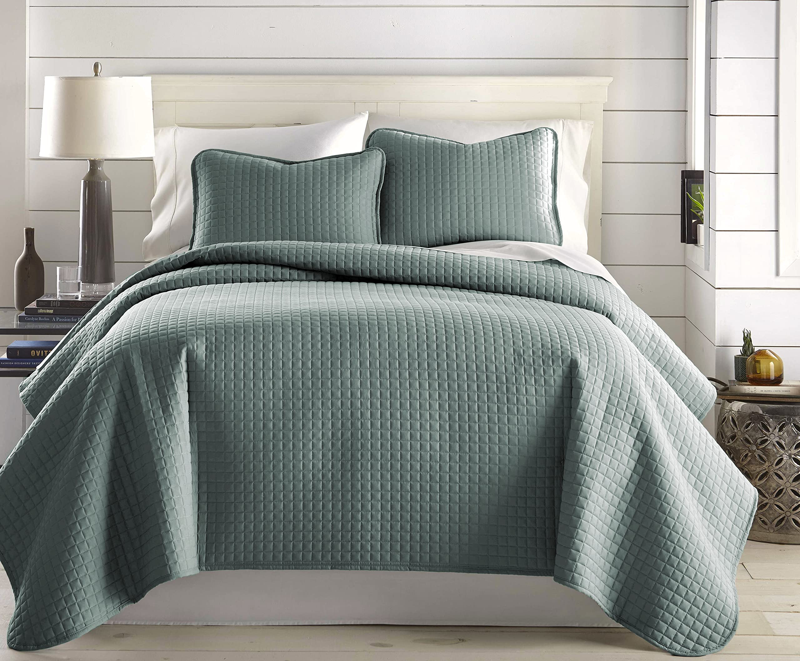 Southshore Fine Living, Inc. Oversized King Quilt Bedding Set, Soft Microfiber, Stain and Pet Hair Resistant Bedding, California/King Size Quilt Coverlet Bedspread Set with 2 Shams, Steel Blue