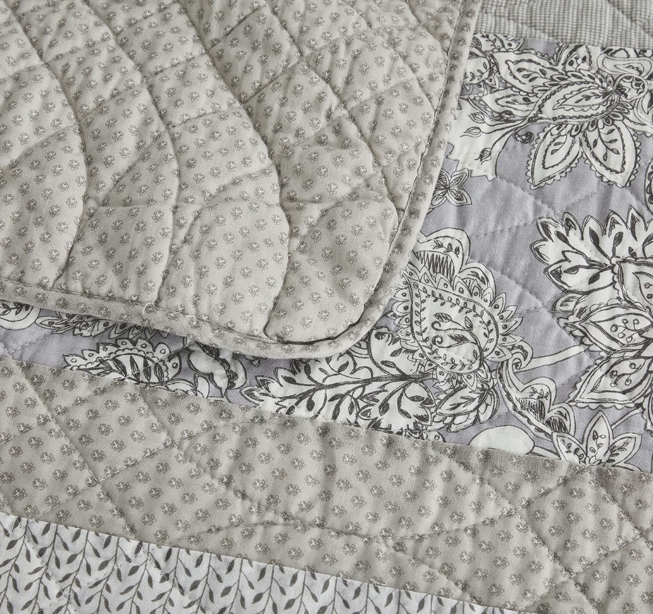 Chezmoi Collection Robyn 3-Piece Neutral Taupe Gray White Floral Hibiscus Flower Patchwork Striped Quilt Set - Pre-Washed Cotton Coverlet - Lightweight Reversible Bedspread, King Size