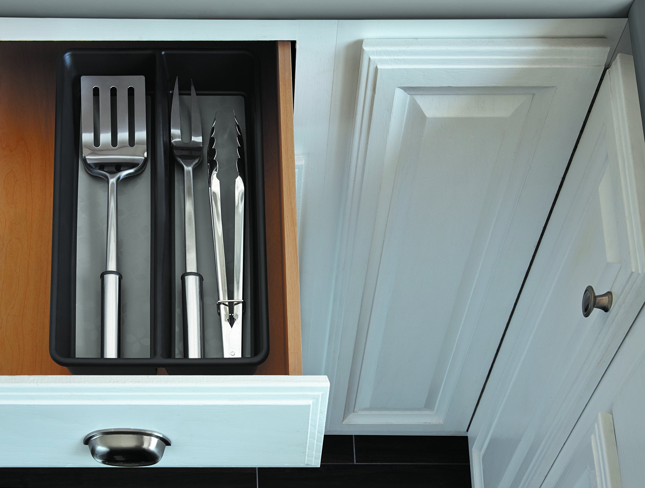 Rubbermaid No-Slip Gadget Tray, Black with-Gray Base 1994533