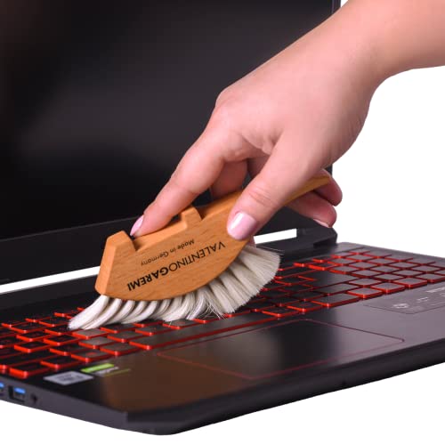 Valentino Garemi Dust Brush β Real Goat Hair β Hedgehog Shape Cleaning Office Desk Computer Keyboard Laptop Screen β Clean Remove Eliminate Lint Powder β Made in Germany