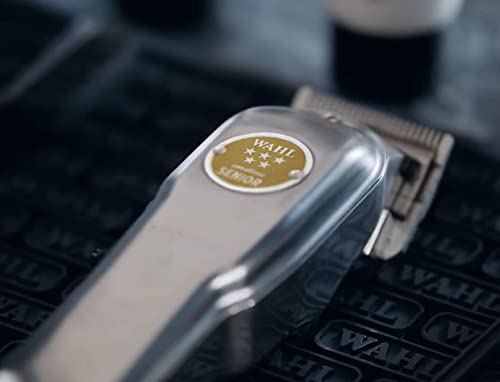 Wahl Professional Senior Metal Clipper 5 Star Edition - Charging Stand for Professional Barbers and Stylists