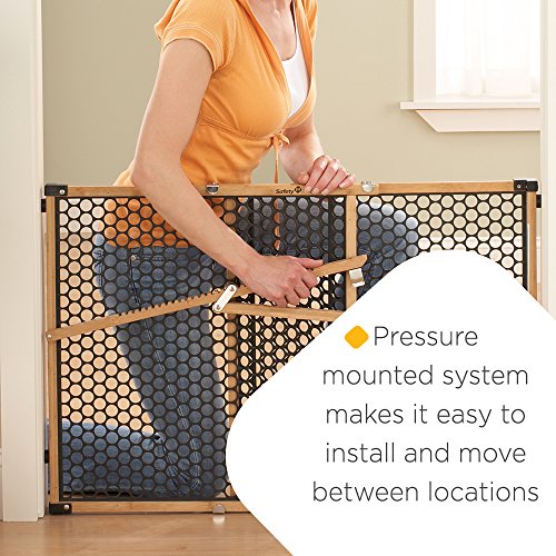 Safety 1st Eco-Friendly Nature Next Bamboo Gate, Bamboo and Black, Fits Spaces between 28" and 42" Wide