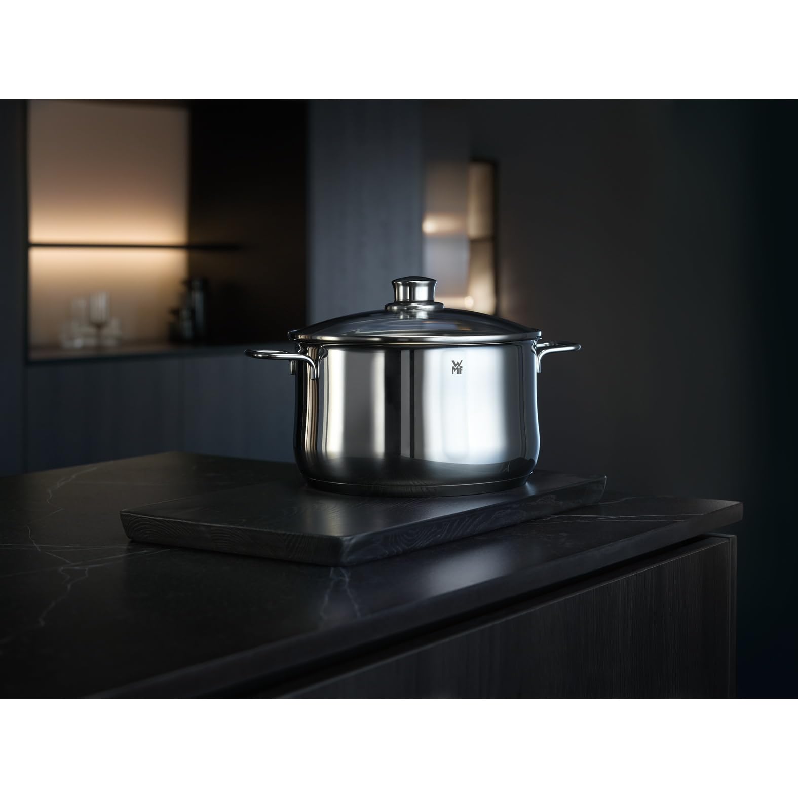 WMF Cookware Ø 20 cm Approx. 3,7L Diadem Plus Pouring Rim Glass Lid Cromargan® Stainless Steel Brushed Suitable for All Stove Tops Including Induction Dishwasher-Safe