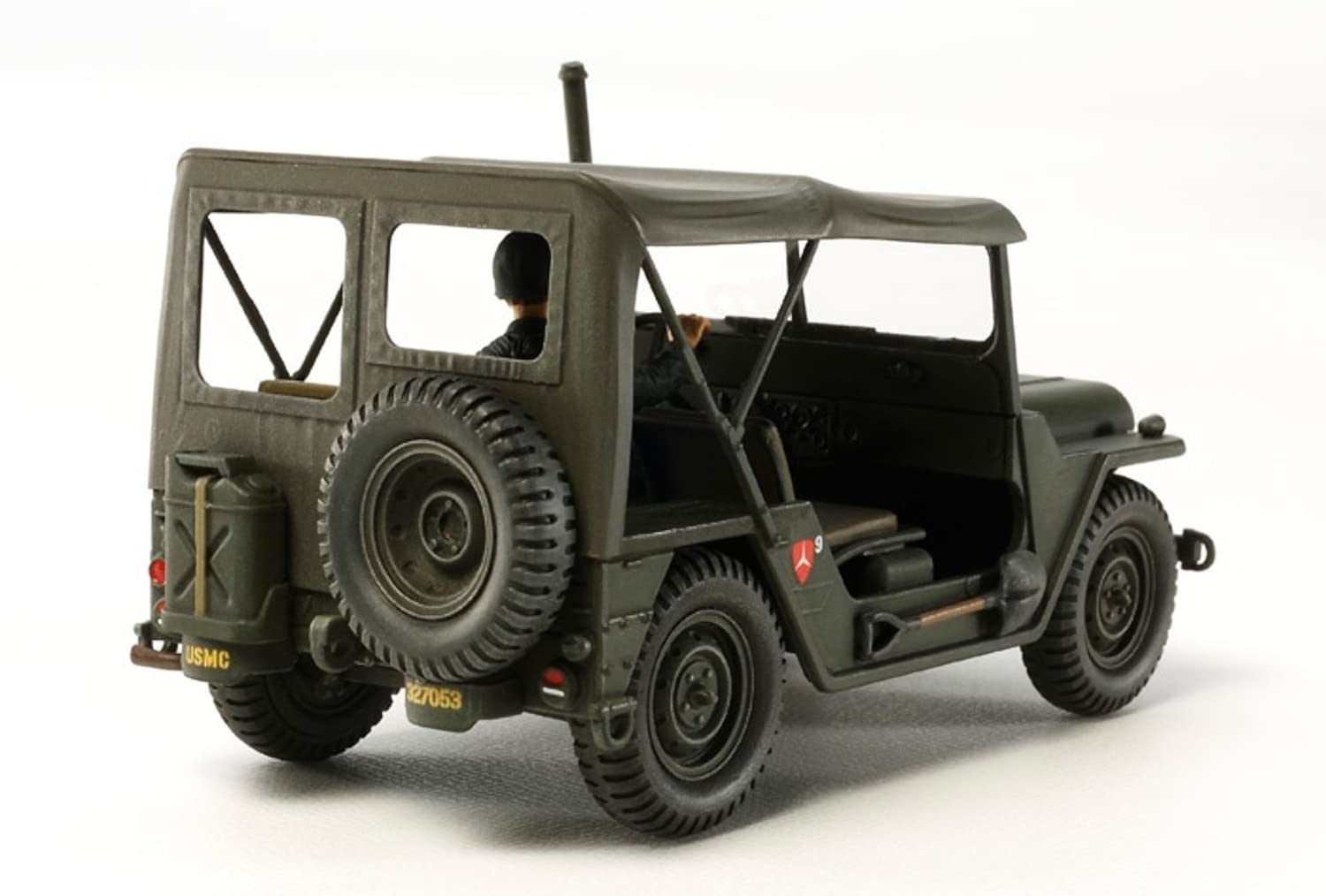 TAMIYA 300035334 – 1: 35 US M151 A1 Vietnam Transport Vehicle