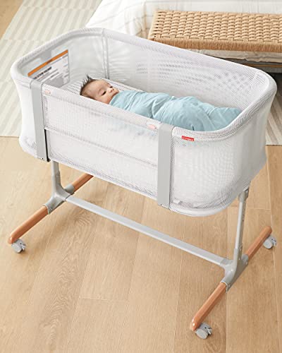 Skip Hop Baby Bassinet, Cozy Up 2-in-1 Bedside Sleeper & Bassinet, Grey