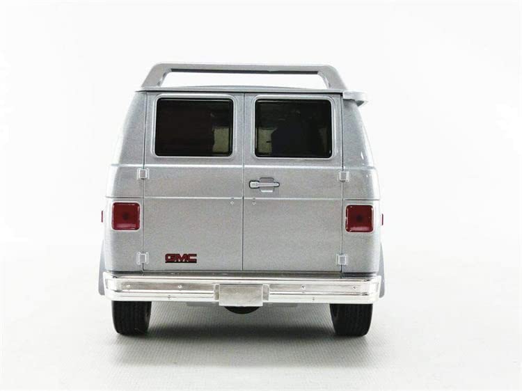 Greenlight 1983 for GMC VANDURA Custom - Silver Metallic 1/18 DIECAST Truck Pre-Built Model