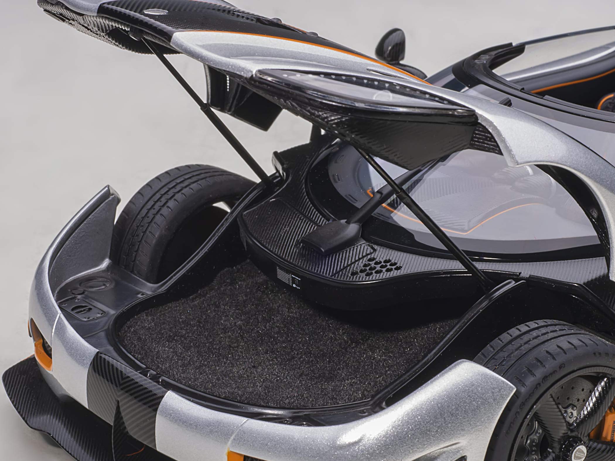 Auto Art Models Koenigsegg Agera RS Moon Silver with Carbon and Orange Accents 1/18 Model Car by Autoart 79024