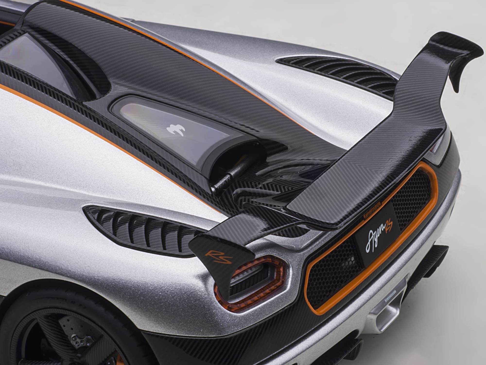 Auto Art Models Koenigsegg Agera RS Moon Silver with Carbon and Orange Accents 1/18 Model Car by Autoart 79024