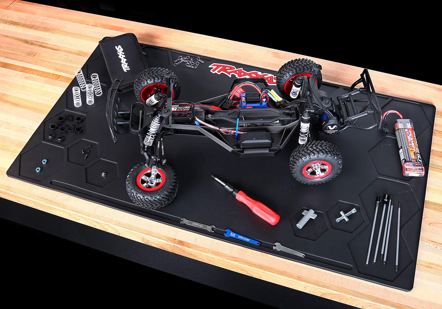 Traxxas 3426 - Pit Mat, Rubber, 36x20x0.25