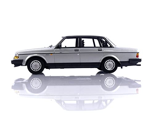 Minichamps 1986 240 GL Silver Metallic Limited Edition to 380 Pieces Worldwide 1/18 Diecast Model Car 155171408