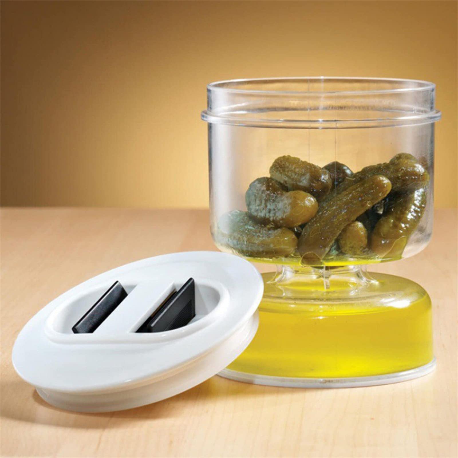 Pickle and Olives Jar Container With Strainer Flip Hourglass, Hourglass Jar Kimchi Jar Dry and Wet Separation Kitchen Pickled Cans Plastic Household Cylinder Fermentation Storage Tank(2PSC Brush)