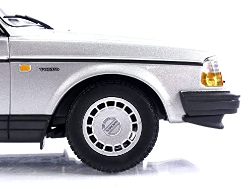 Minichamps 1986 240 GL Silver Metallic Limited Edition to 380 Pieces Worldwide 1/18 Diecast Model Car 155171408