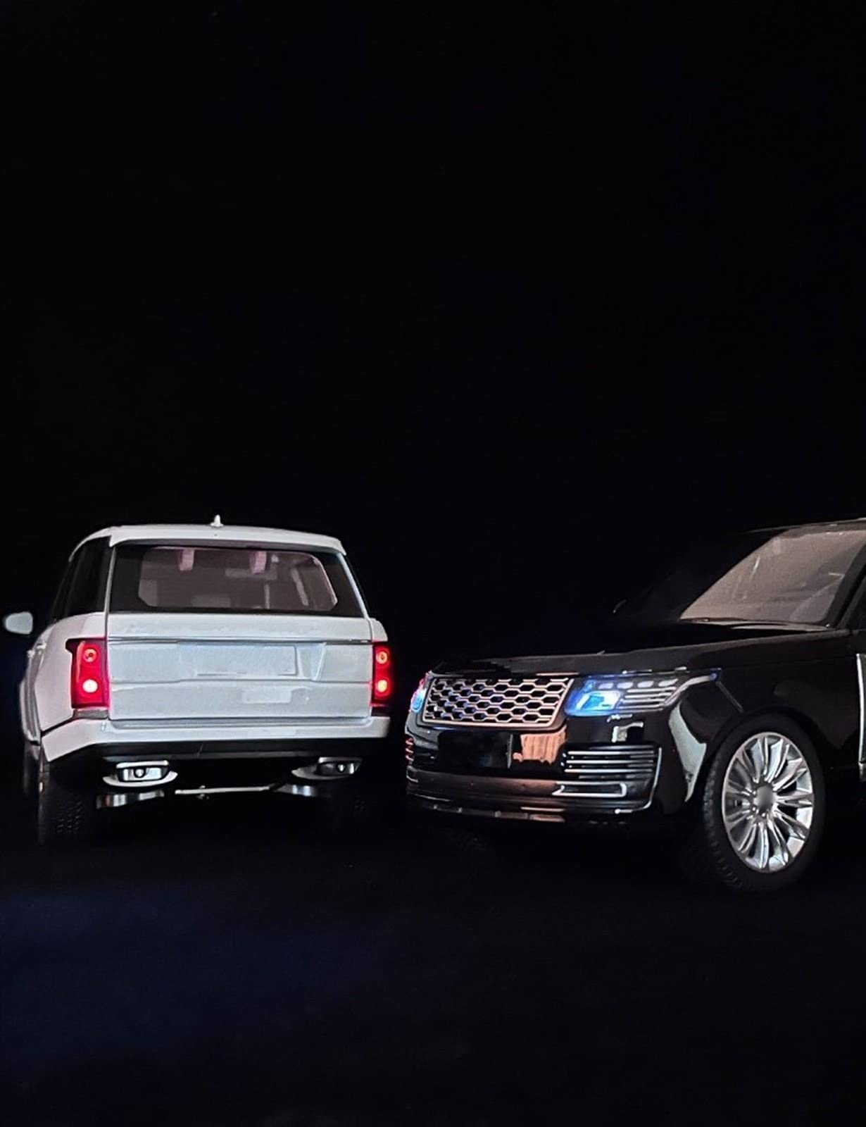 Car Diecast Model 1/18 for Range Rover Alloy Car Model Diecast Metal Vehicles Car Model Simulation Sound and Light Kids Toy Gifts (Color : Black)
